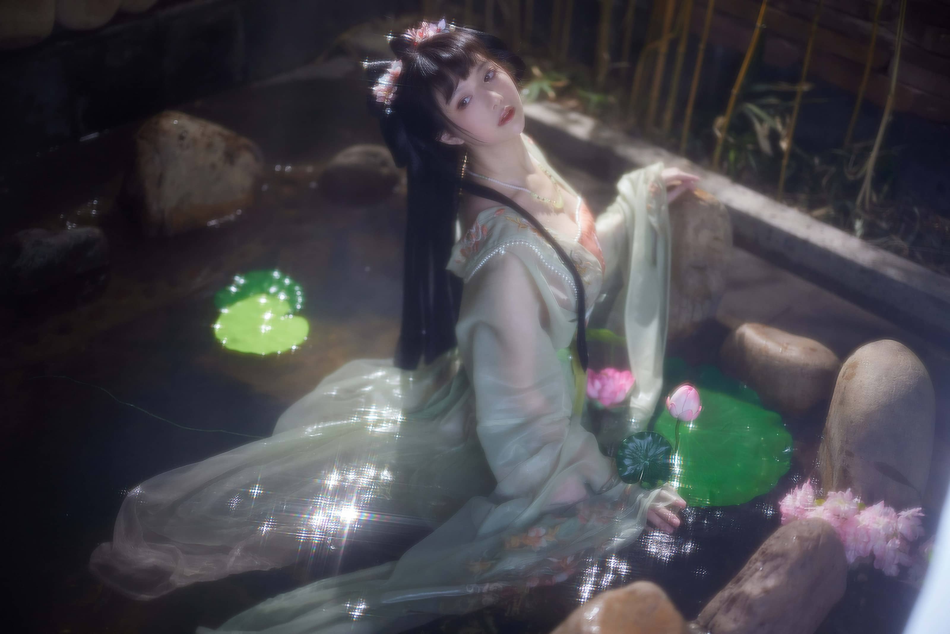 Shika小鹿鹿_精美美图全部写真作品合集|持续更新-cosers写真次元网